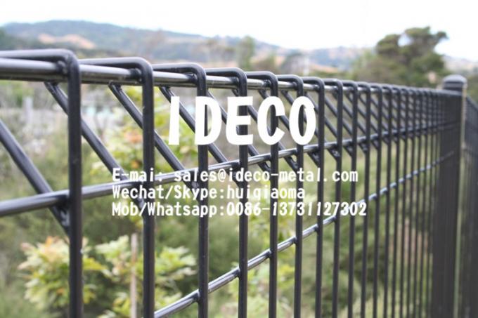 BRC Fencing Mesh Panels, Roll Top Fences, BRC Welded Wire Mesh for ...