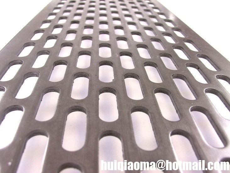 Slotted Hole Perforation Metal Screen,Stainless Oblong Hole Perforated ...