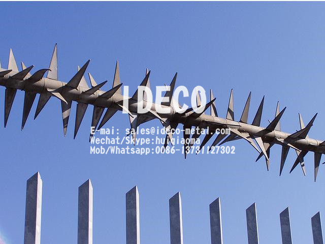 Hot-dipped Galvanized Single Rota Spike Security Toppings, Fence Razor ...