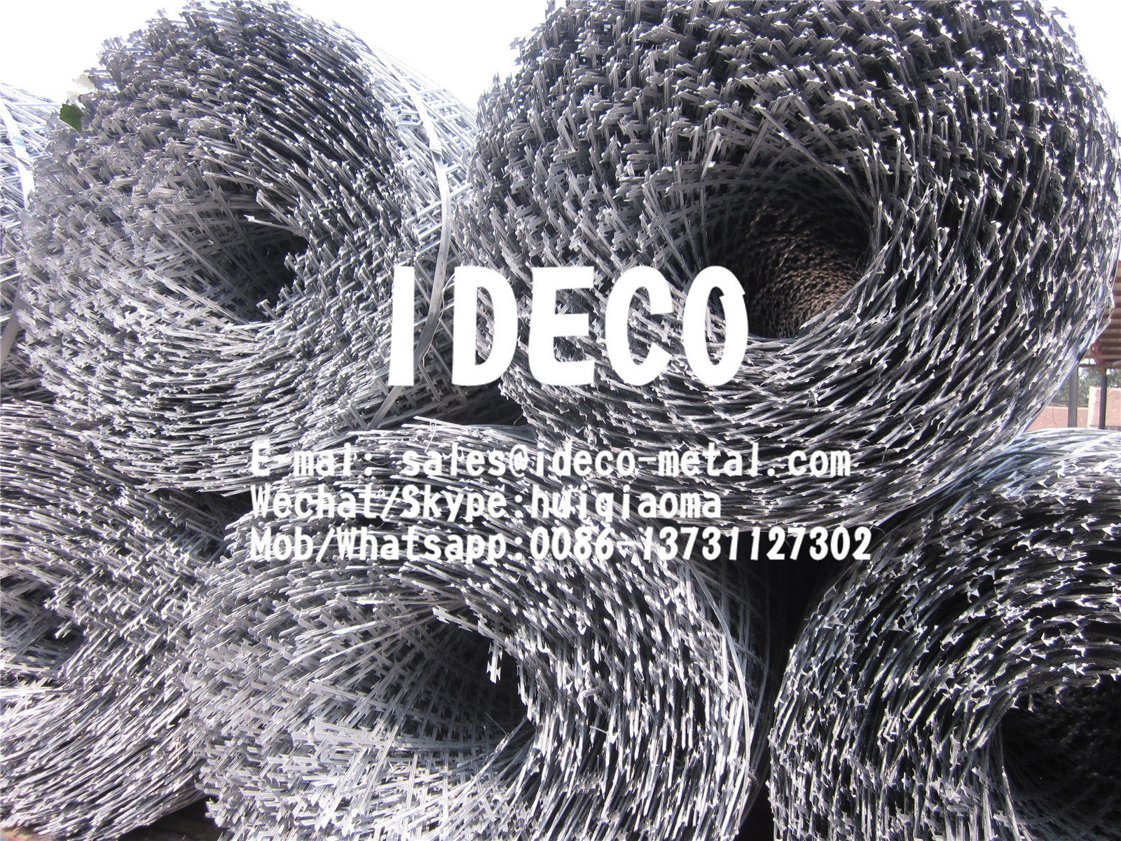 Stainless Steel Welded Razor Mesh Fences, High Security Diamond Razor ...