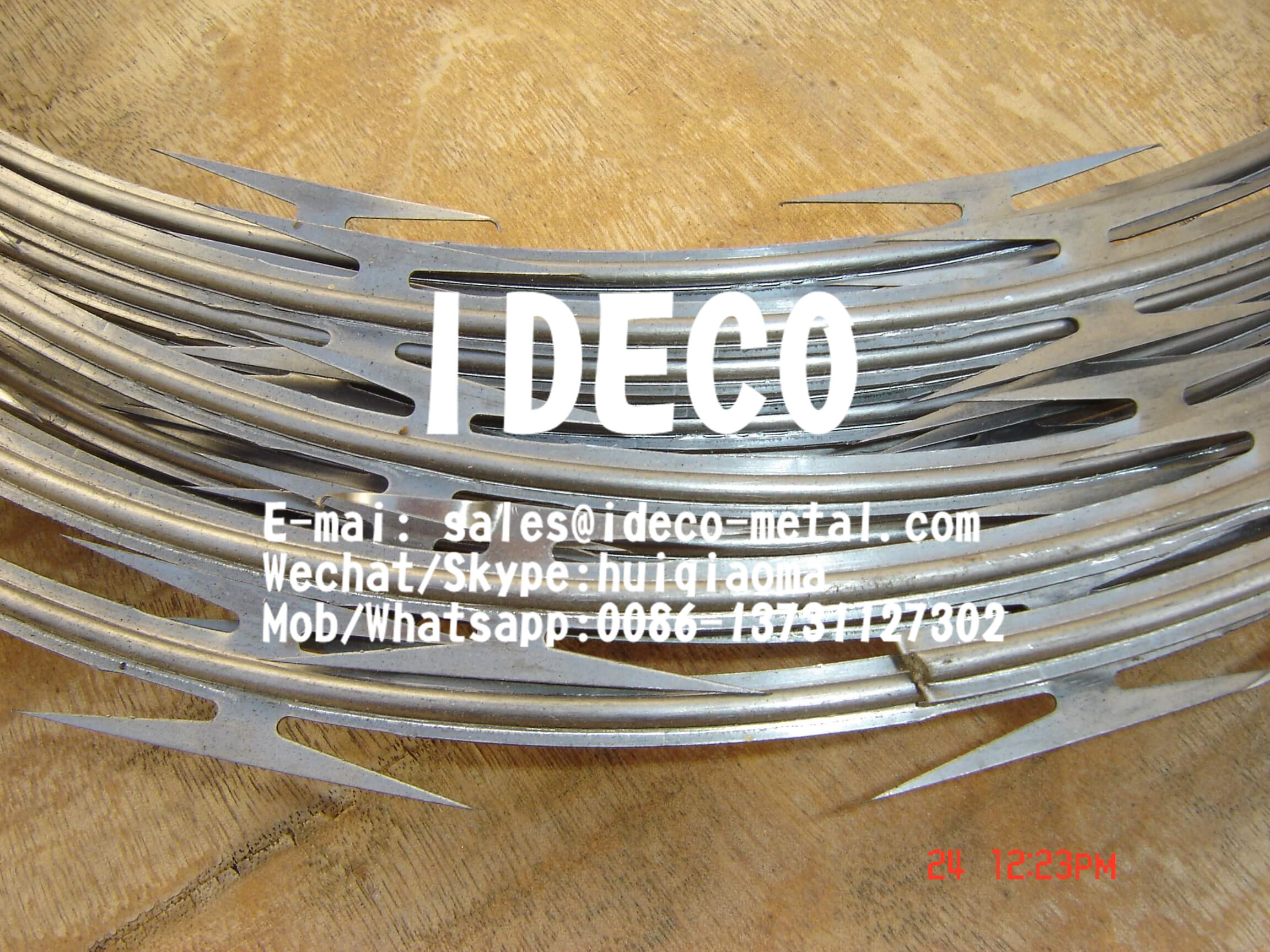 CBT-65 Barbed Tape Razor Wire Concertinas, High Security Helix/Helical ...